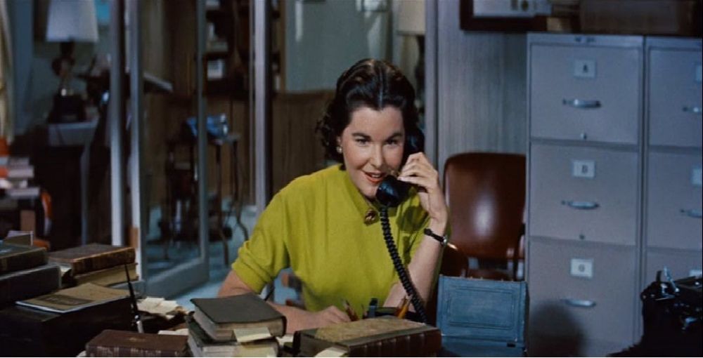 Sue Randall Height, Weight, Body Measurements - Searchceleb